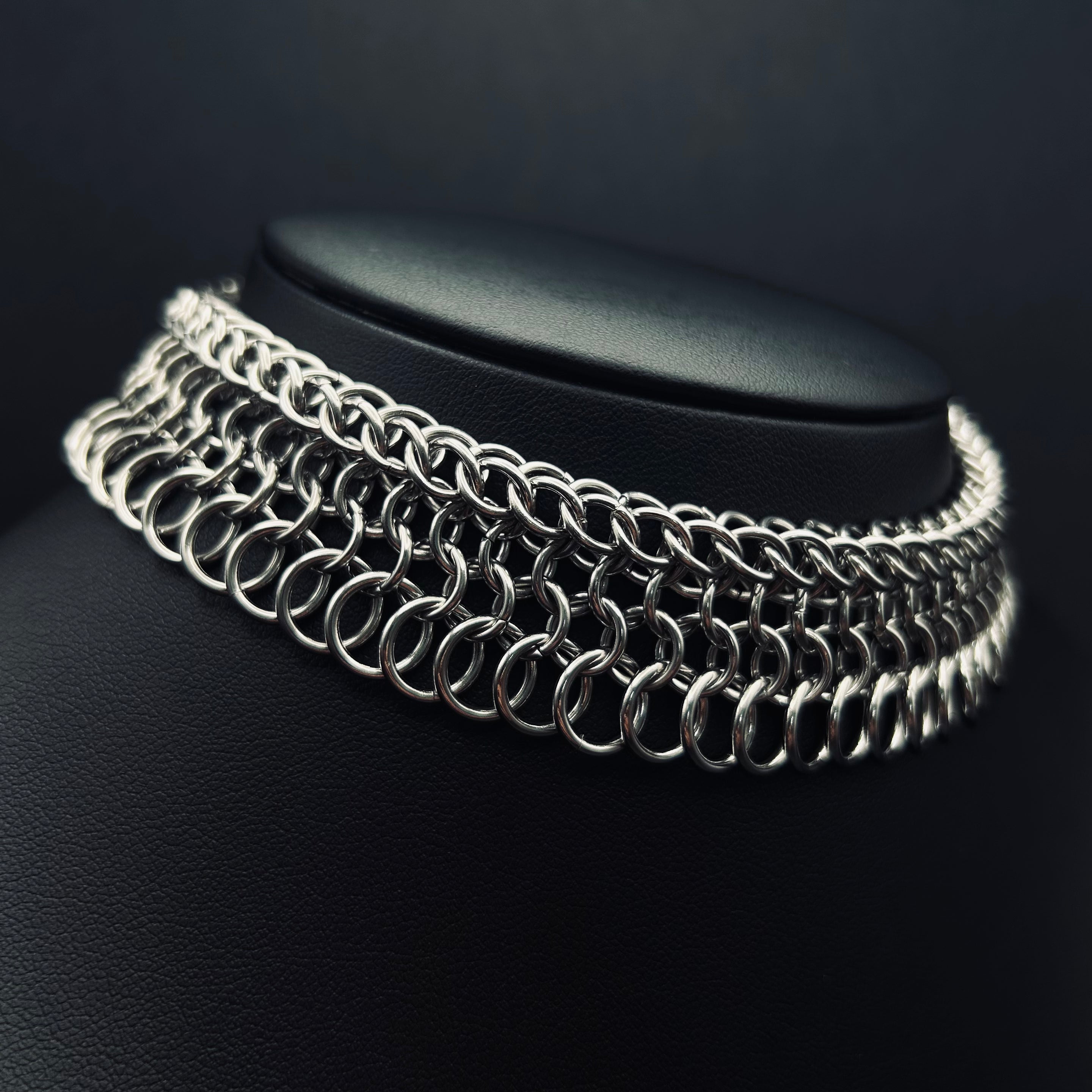 WILLOW – Kingdomchains